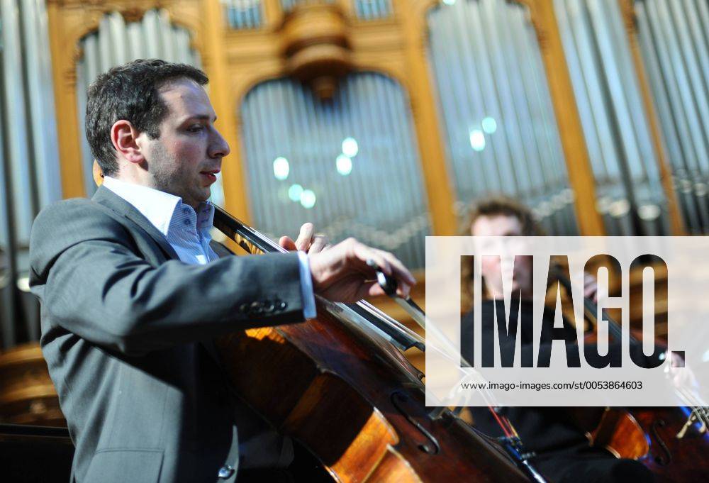 ITAR-TASS 26: MOSCOW, RUSSIA. MARCH 18, 2010. Cellist Boris Andrianov ...