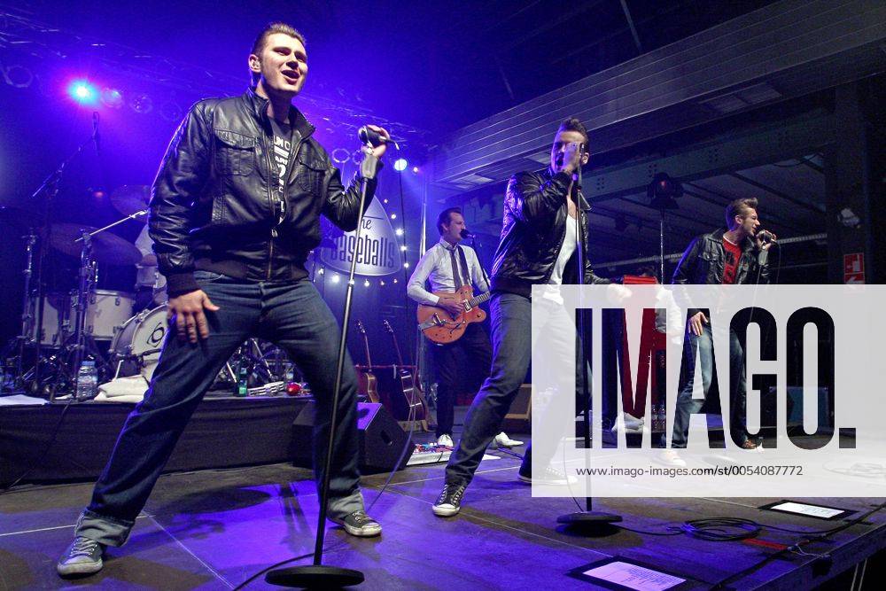 (l-r) Sänger Sebastian Basti Raetzel , Sven Sam Budja und Rüdiger ...