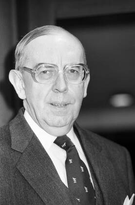 Außenminister Krzysztof Skubiszewski (Polen) während seines Besuchs in