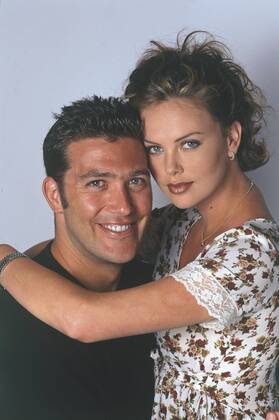 Craig Bierko Et Charlize Theron