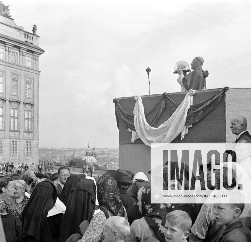 Czechoslovakia 1947, Prague Archbishop Josef Beran displays the scull ...