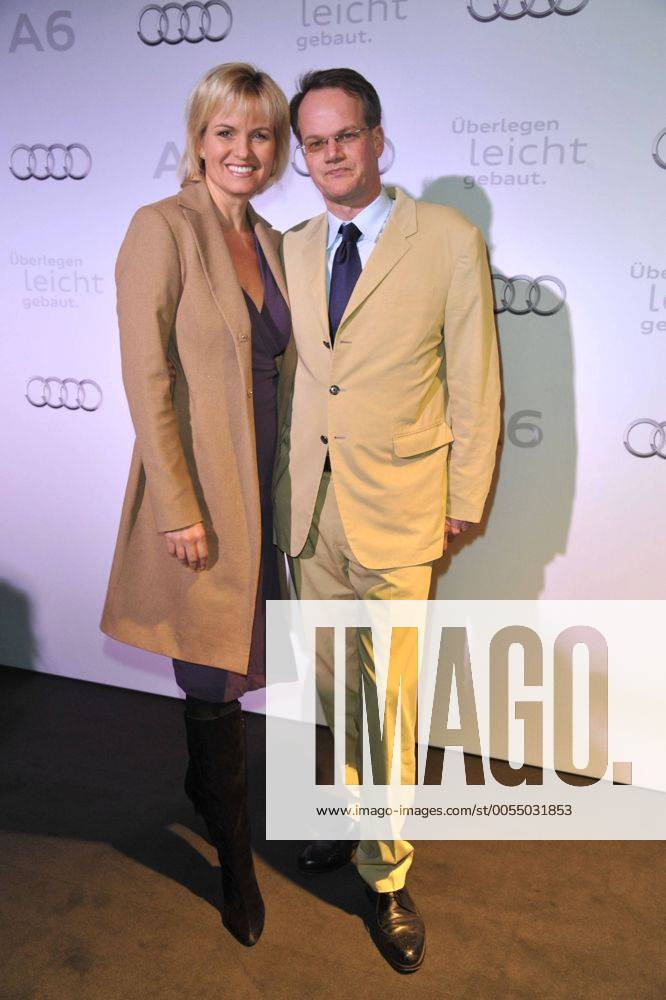 Carola Ferstl mit ihrem Ehemann Anton Voglmaier bei der Präsentation des neuen Audi A6 in Berlin am