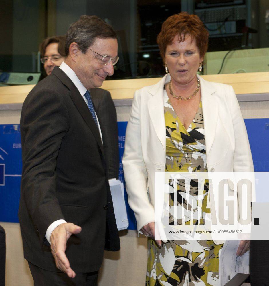 BRUSSELS, Italian central bank governor Mario Draghi and Sharon Bowles ...