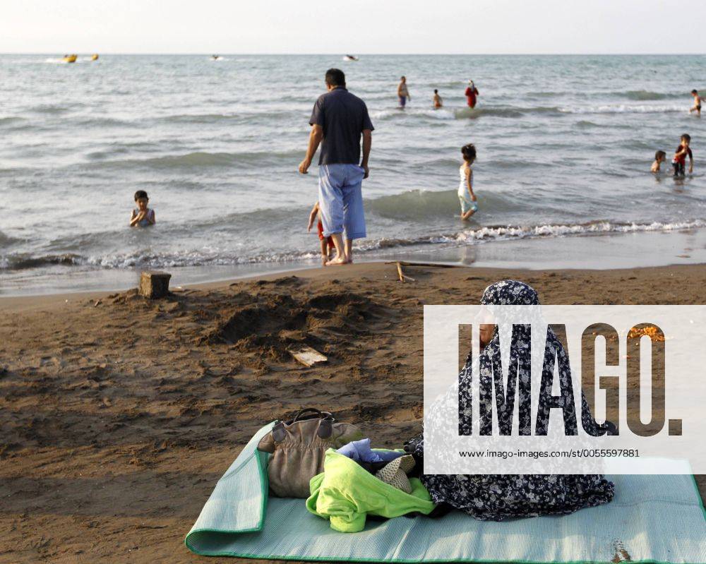 Iranian Women In Beach Kish, Iranian Oasis Of Freedom Far From Pious