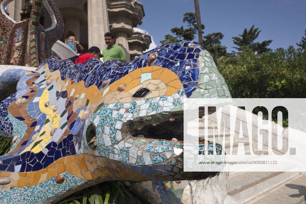 Mosaik Salamander in Park Guell von Architekt Antoni Gaudi, Barcelona ...