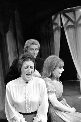 Rehearsal at the Mermaid Theatre, Puddle Dock in Pinero s celebrated ...