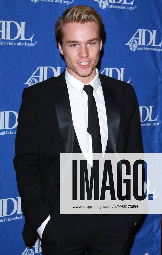 Sam Clark, der Schauspieler und Sänger beim Anti-Defamation League ...