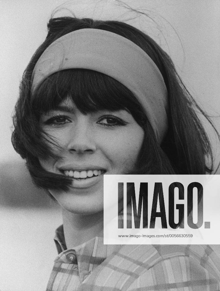 Alexandra (Sängerin) 01 85 teu Frau geboren im Memelland bürgerlich ...