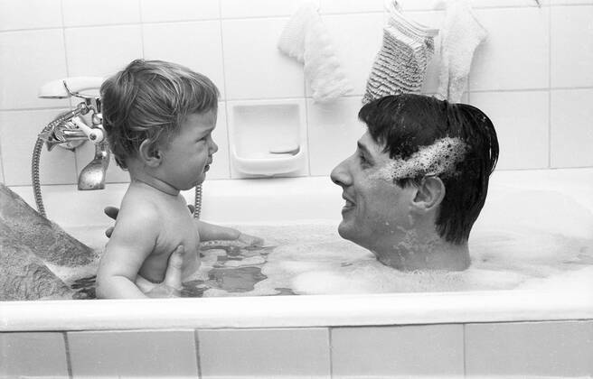 Udo Jürgens mit Sohn Johnny 1964 teu Udo Jürgens mit seinem Sohn Johnny ...