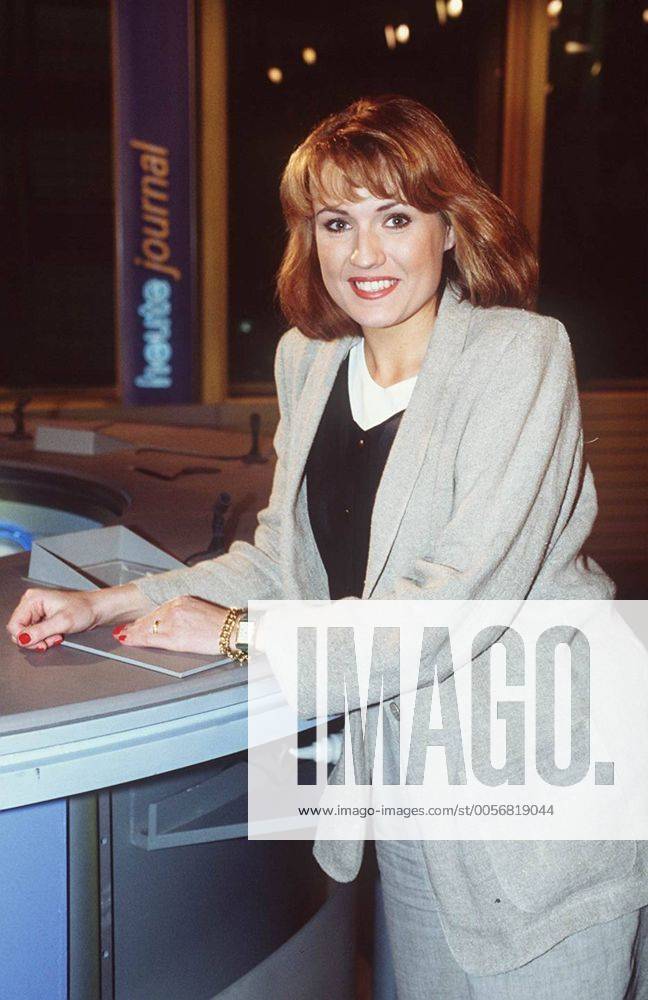 Anja Wolf 05 95 am TV Fernsehen Moderation Journalismus News Frau ...