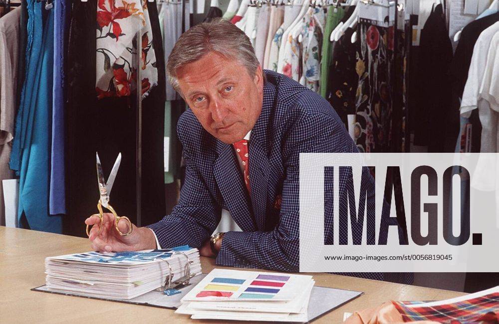 Gerhard Gerry Weber 05 95 mapo quer halb neutral Tisch Kleiderständer ...