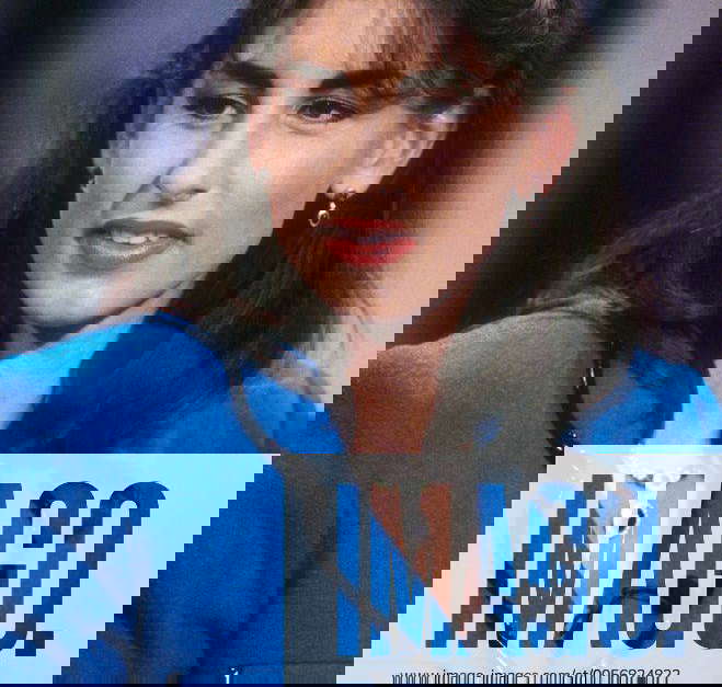 Sarah Young 02 96 her Frau Fernsehen TV Schauspiel Pornografie Film dunkelhaarig langhaarig seriös