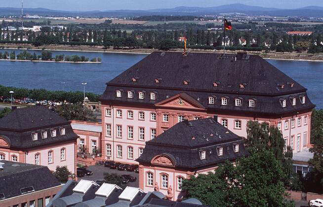 Landtag Rheinland-Pfalz in Mainz 09 97 am Stadt Mainz Landtag Regierung ...