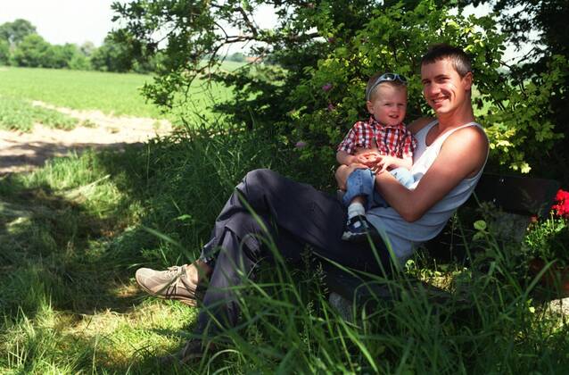 Markus Böker mit seinem Sohn Liam 04 02 kück Mann Schauspieler ...