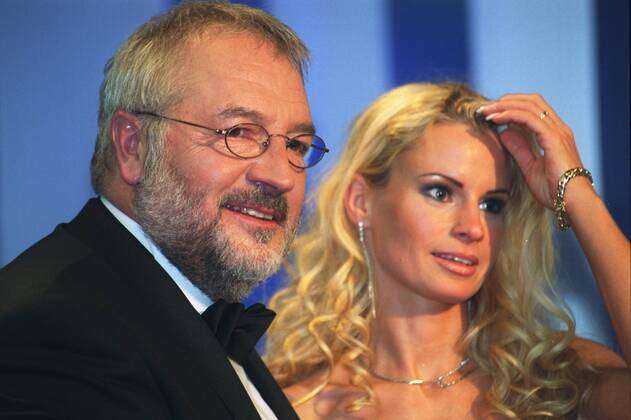 Björn-Hergen Schimpf mit Assistentin Bianca in Was bin ich? 03 03 pp TV ...