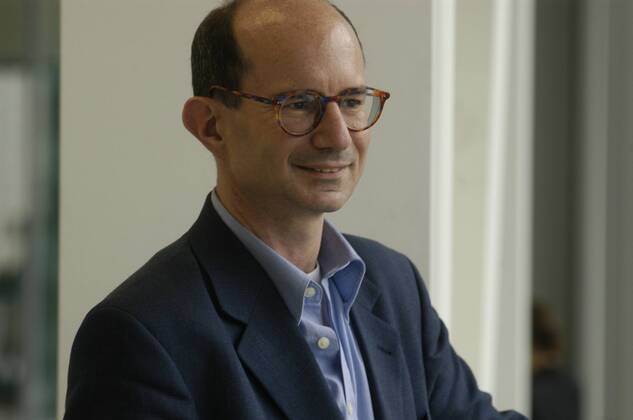 Eric Frey 10 05 pp Eric Frey am 21.10.2005 auf der Buchmesse 2005 in ...