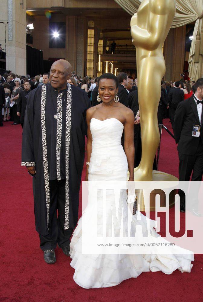 Actor Louis Gossett Jr. and Cyndi James Gossett attending the 84th ...