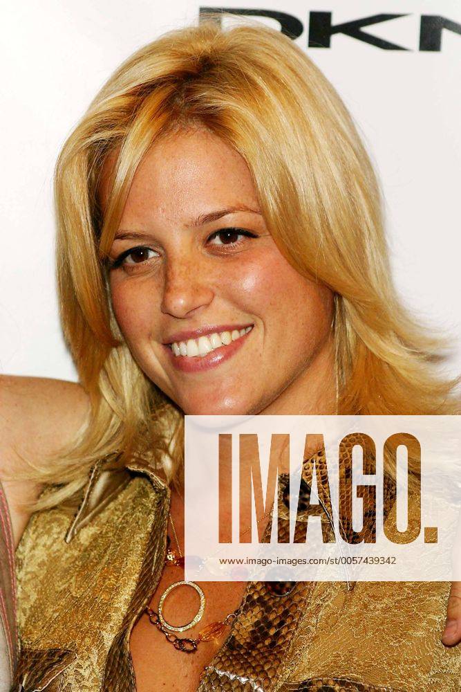 Sept. 8, 2005 - New York, New York, U.S. - I9973JZ.DKNY JEANS PRESENTS ...