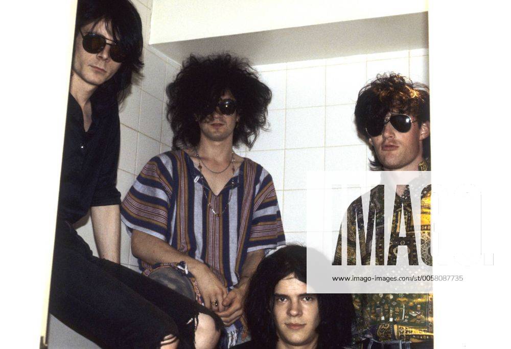 Andrew Eldritch, Wayne Hussey, Craig Adams, Gary Marx Fotosession mit ...