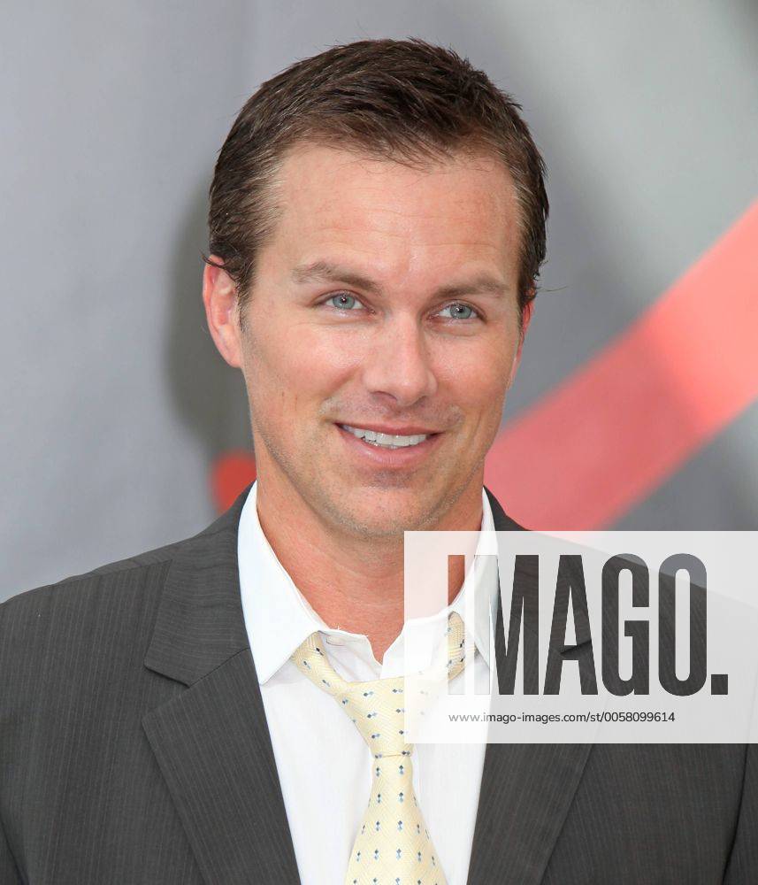 Brody Hutzler arrives for a photo call for the series Ringer during the ...