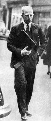 Dr Keith Simpson, Home Office pathologist