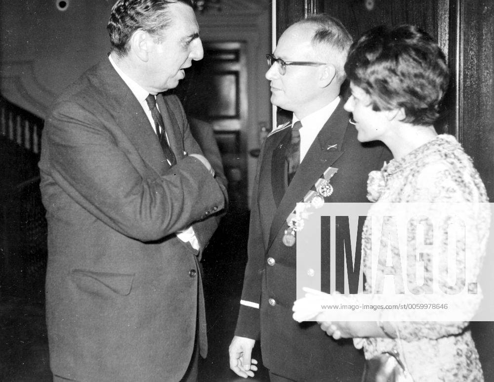 Director General of Intelligence Major General Sir Kenneth Strong left ...