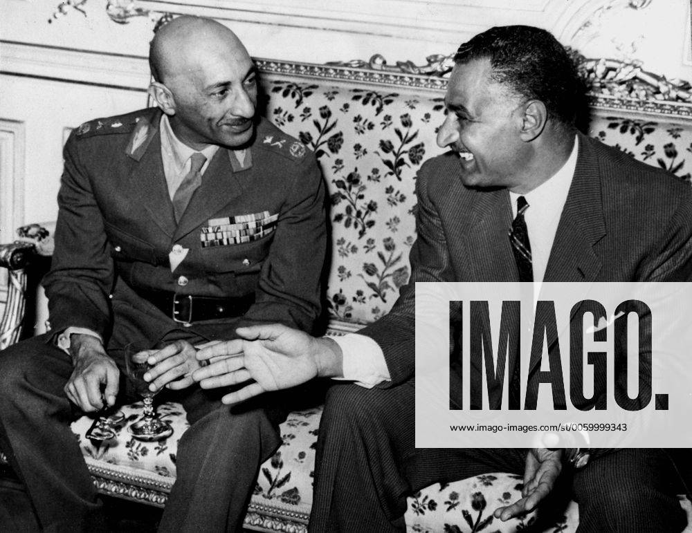 King Muhammad Zahir Shah of Afghanistan talks with President Nasser at ...