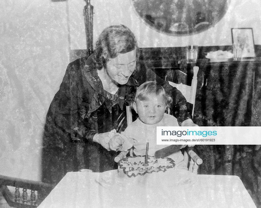 With his father in the shadow of the electric chair Manfred Hauptmann ...