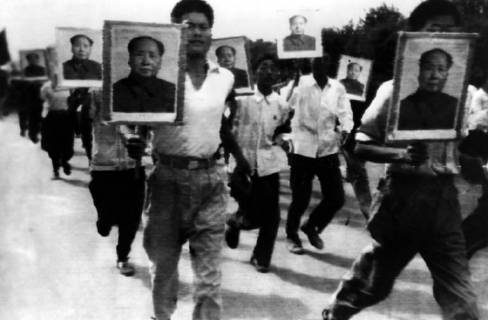 Peking, Red China : Holding portraits of Mao Tue-Tung, members of the ...