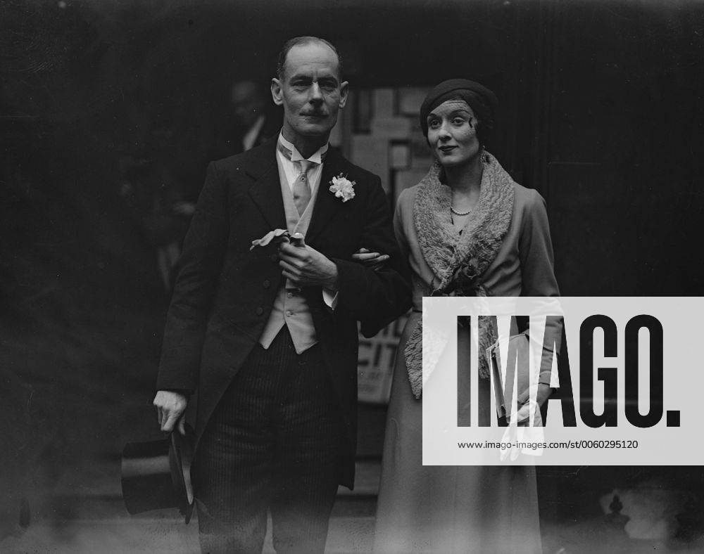 Wiltshire Officer s wedding in Holborn . The wedding of Major David ...