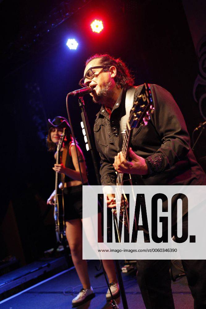 Caroline Lucy LaLoca Rippy Portillo und Tito Larriva von Tito ...