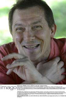 Antoine Rigot, co-founder and director of the French ensemble Les ...