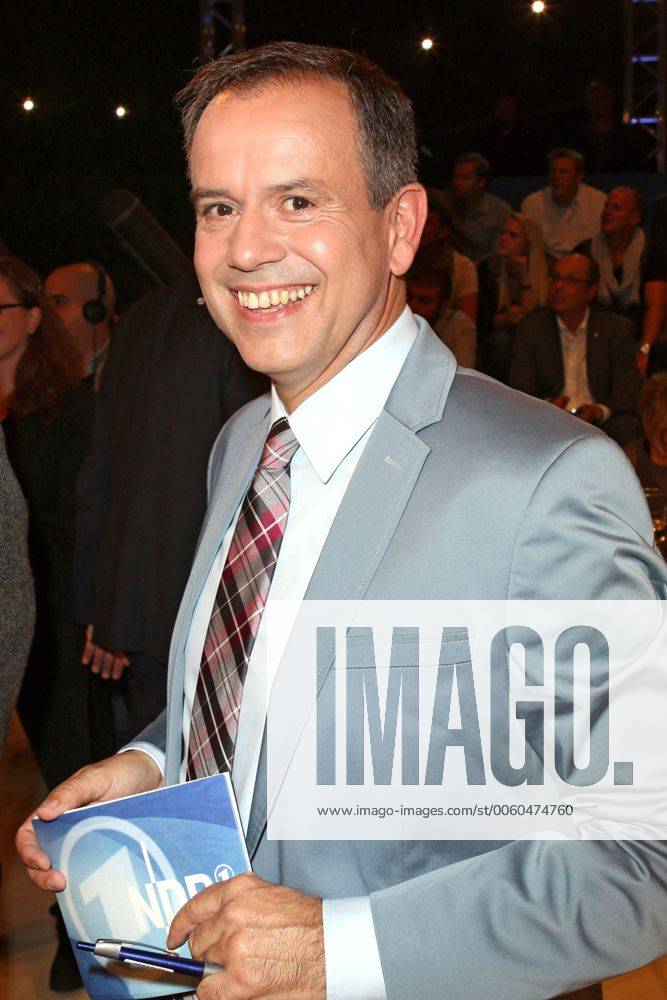 Andreas Cichowicz in der ARD-Sendung Wahlarena im Kunstwerk ...