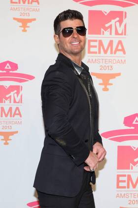 AMSTERDAM - Robin Thicke at the 2013 MTV EMA at the Ziggodome in Amsterdam