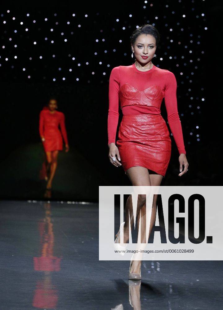 Kai Graham walks on the runway in The Heart Truth Red Dress Collection ...