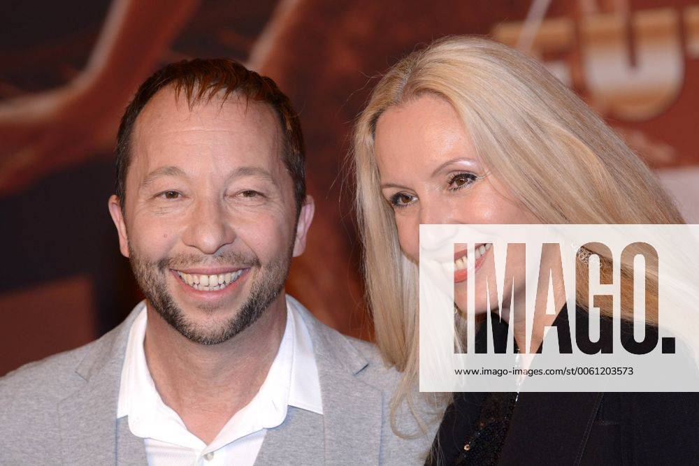 DJ Bobo mit Ehefrau Nancy Baumann bei der Verleihung vom LEA Live ...