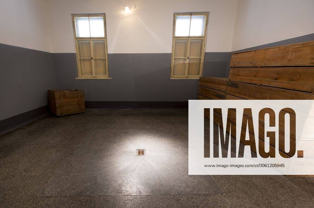 Execution room called Coffin Room with at least 70 years old duct ...