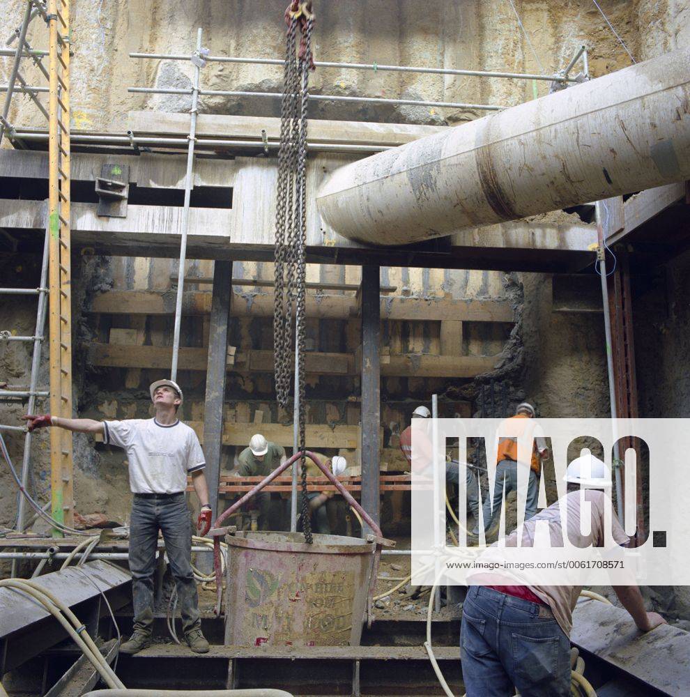 Lowering bucket in to shaft Lowering bucket in to shaft