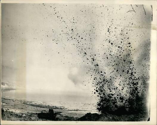 Apr. 04, 1953 - High power water jets used to clear war time. Anti ...