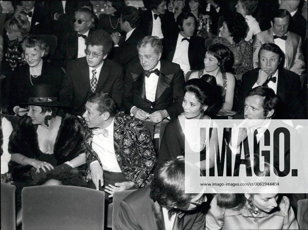 Dec. 26, 2011 - Le Tout-Spectacle A La Premiere De Jerry Lewis A Paris ...