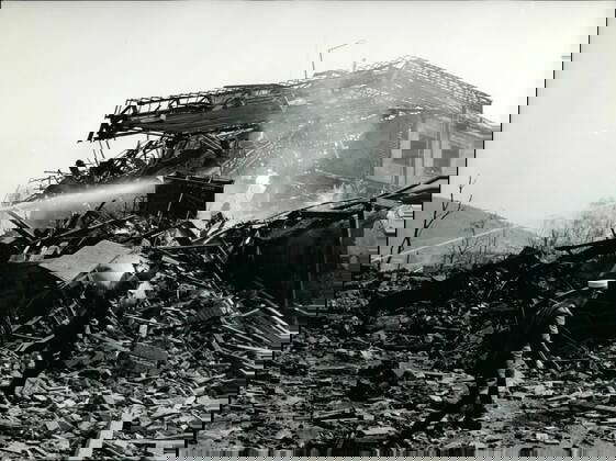 Aug. 08, 1969 - Explosion in a blasting-powder factory cause 9 deads ...