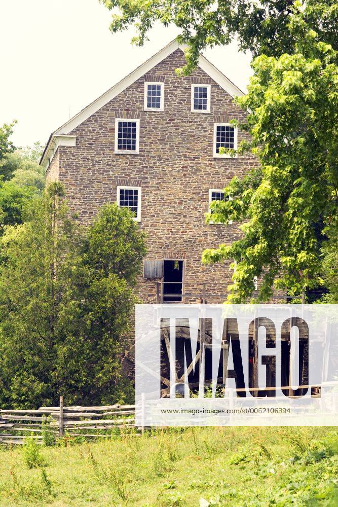 Roblin s Mill, Grist Mill, Black Creek Pioneer Village, Toronto ...