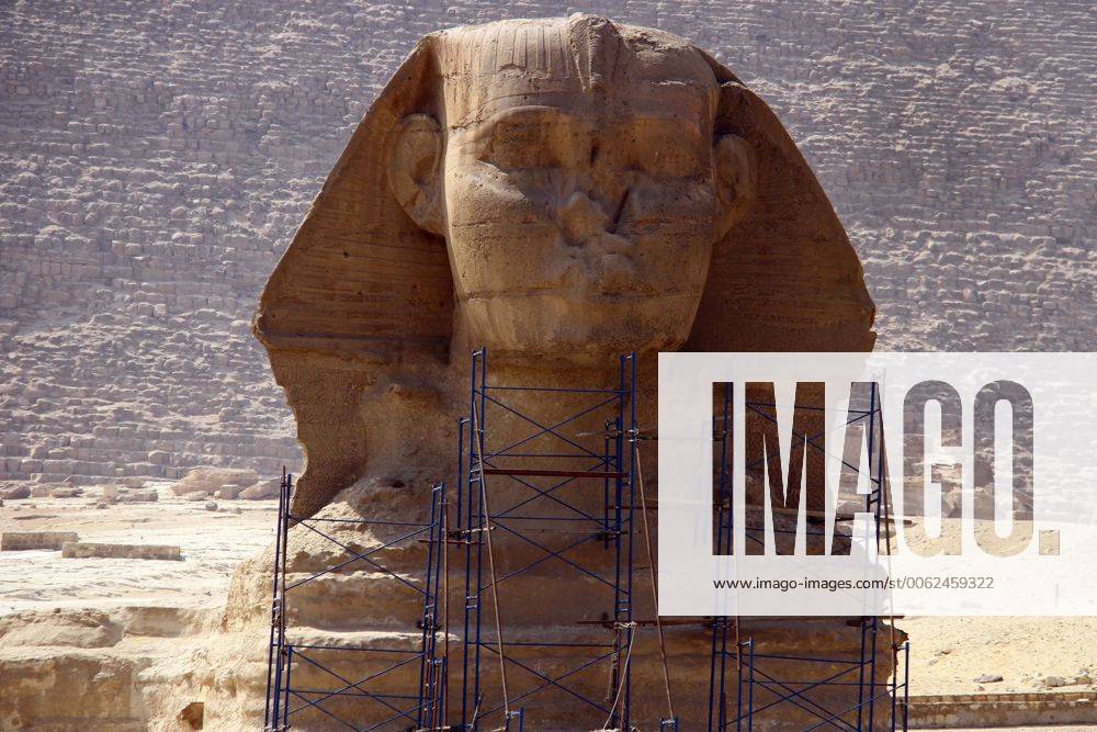The Great Sphinx undergoes a large restoration process to repair the ...