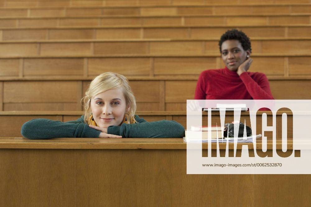 IMAGO Creative: Gesellschaft, Integration Germany, Leipzig, Students ...