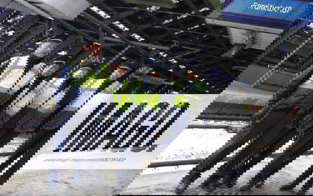 Einsatzteam DB Sicherheit DEU, Deutschland, Berlin, 2014-01-30: Die ...