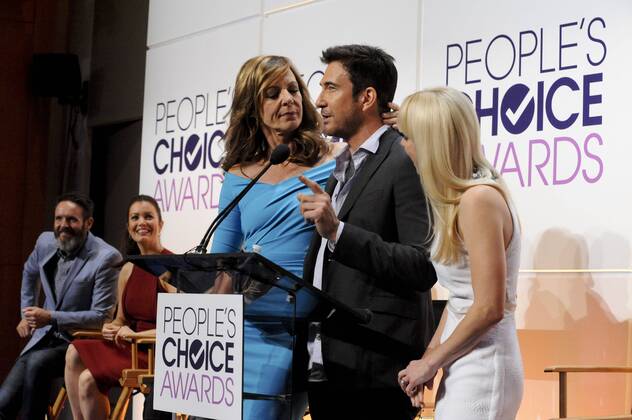 Allison Janney, Dylan McDermott & Anna Faris PEOPLE S CHOICE 2015 ...