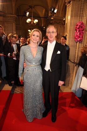 Opernball 2013 Feststiege Wien, 07. 02. 2013 Georg STUMPF, Patricia