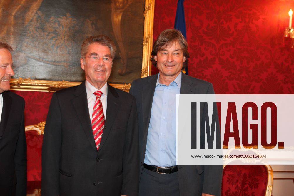 Leo WINDTNER und Dietmar CONSTANTINI beim BP Wien, Hofburg, 20. 04 ...