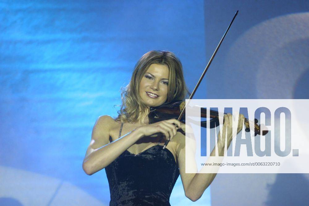 Baden, 29.03.2003 - Miss Austria Wahl 2003 - Showact von Miss Austria ...