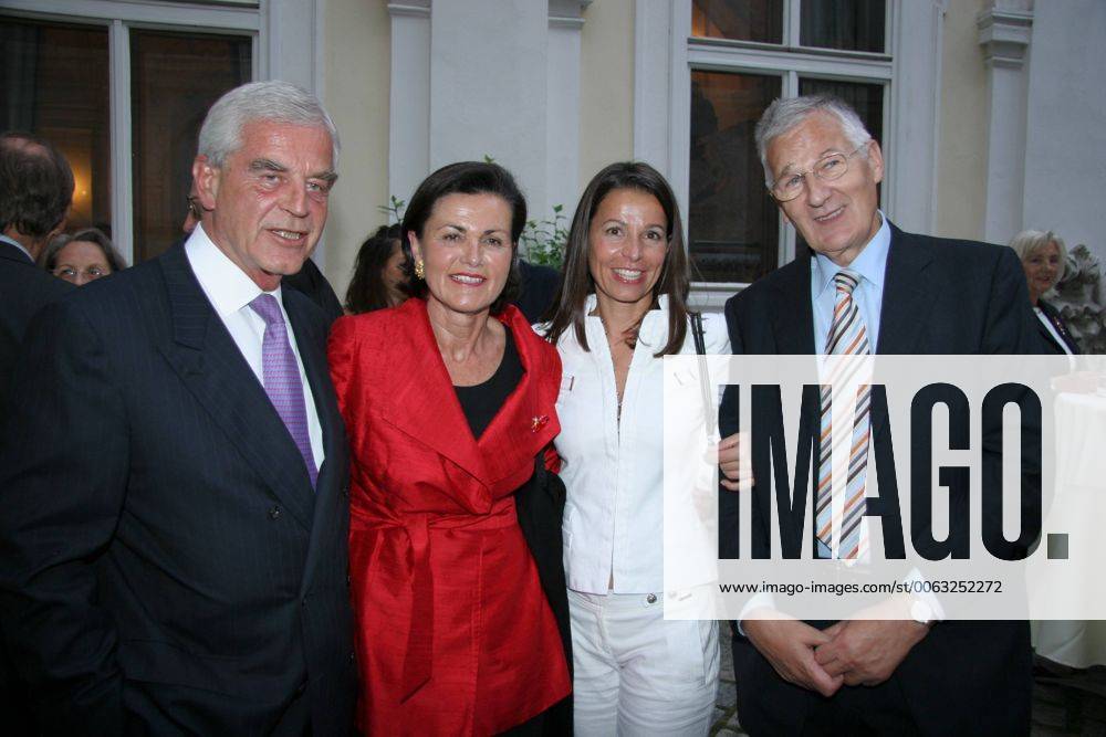 Wien 13 06 2005 - Clini Clowns im Palais Ferstel - Klaus LIEBSCHER mit ...